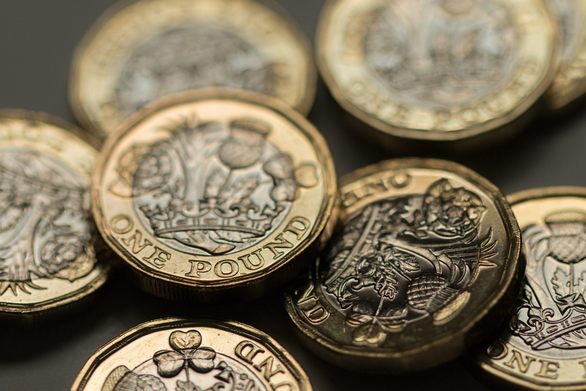 Pound Weakens As Dollar Builds Safe Haven Strength Smart Currency Pound Weakens As Dollar Builds Safe Haven Strength Smart Currency
